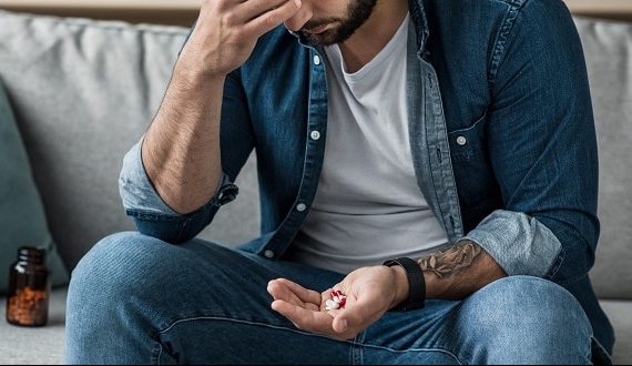 Common Side Effects Of Painkillers - Health Life Guru